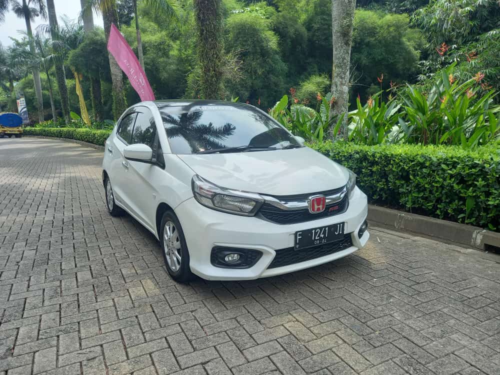 Toyota Innova V - Sentul Motor