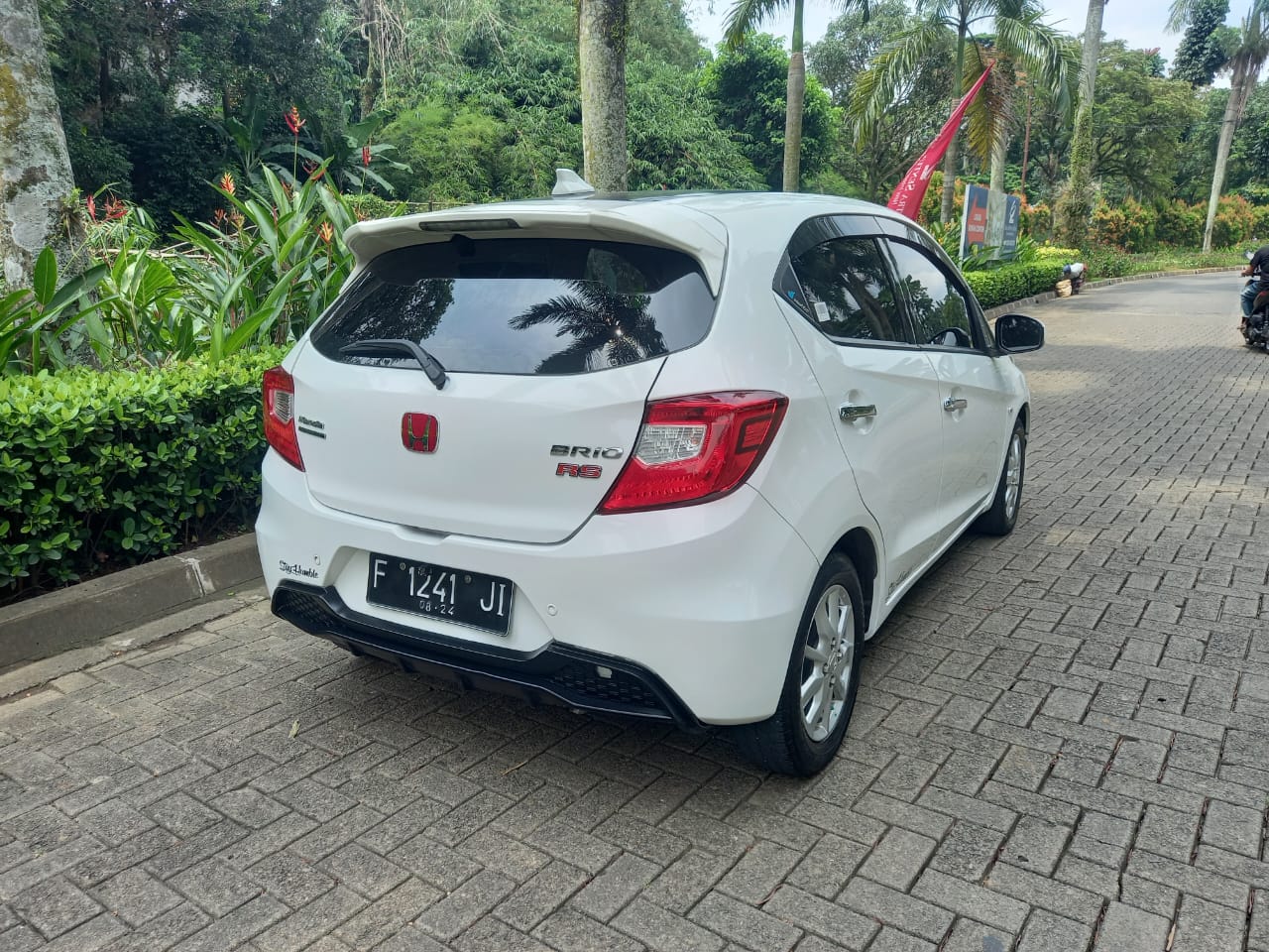Honda Brio E - Sentul Motor