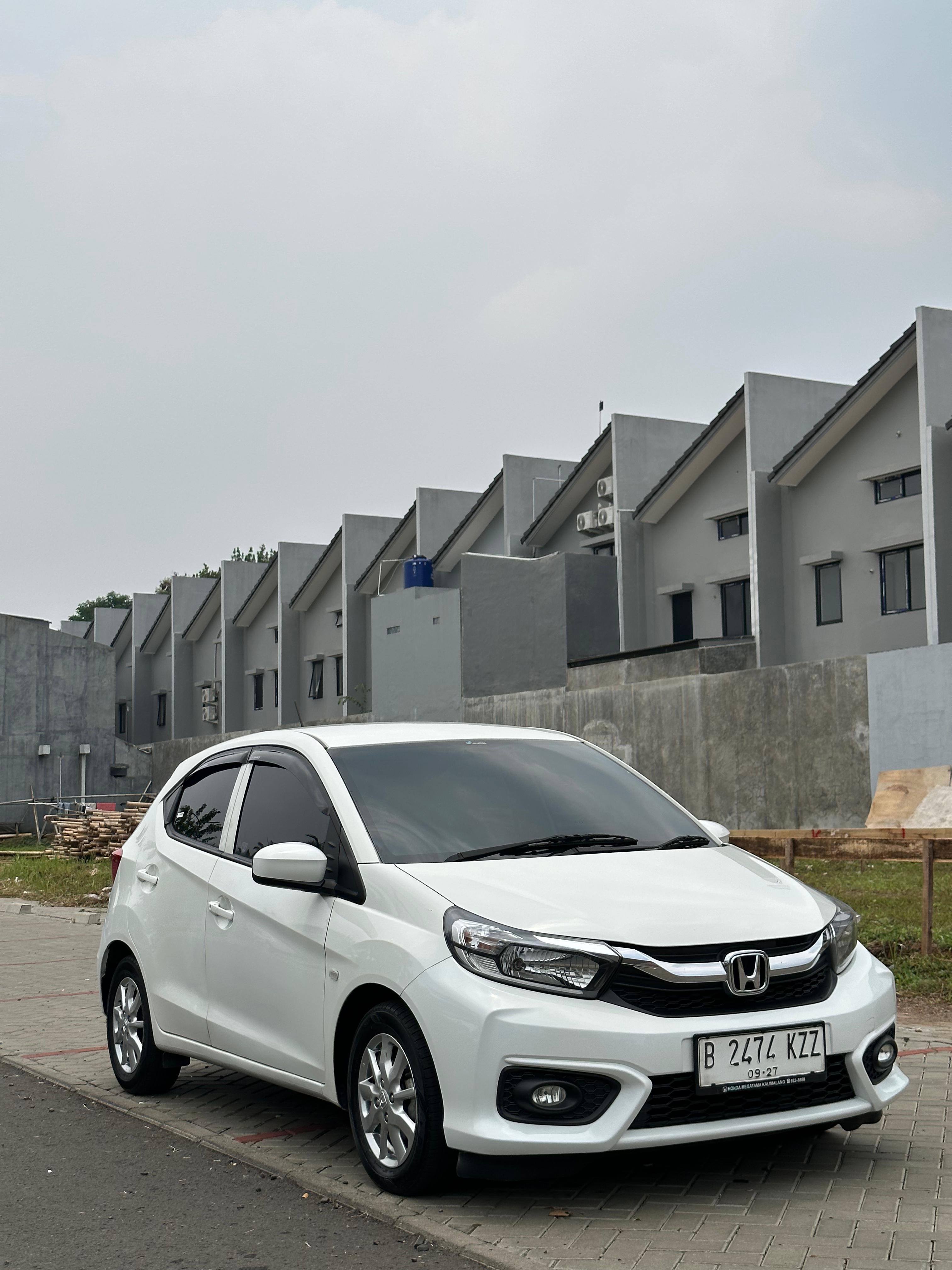 Honda Brio E - Sentul Motor