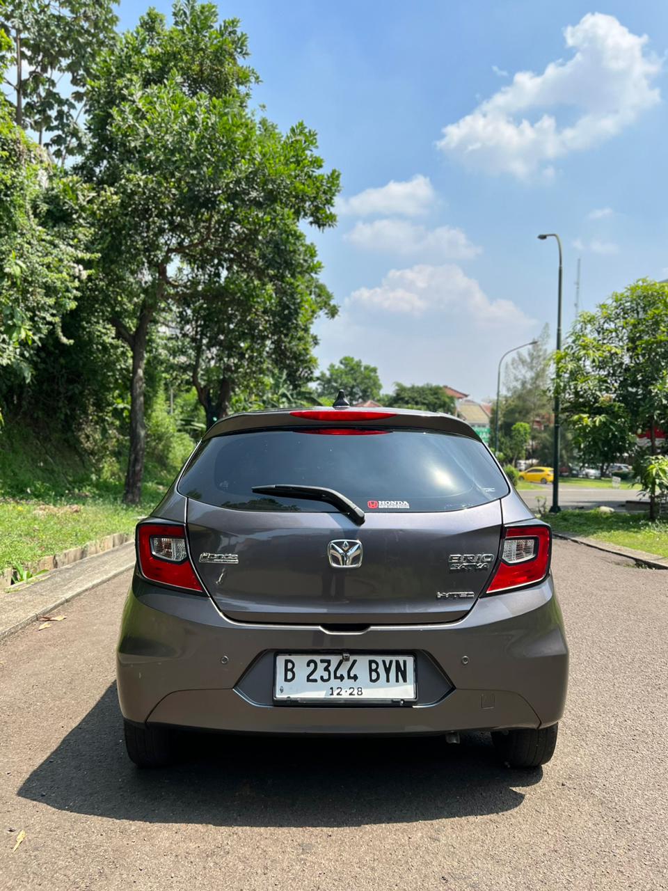 Honda Brio E - Sentul Motor