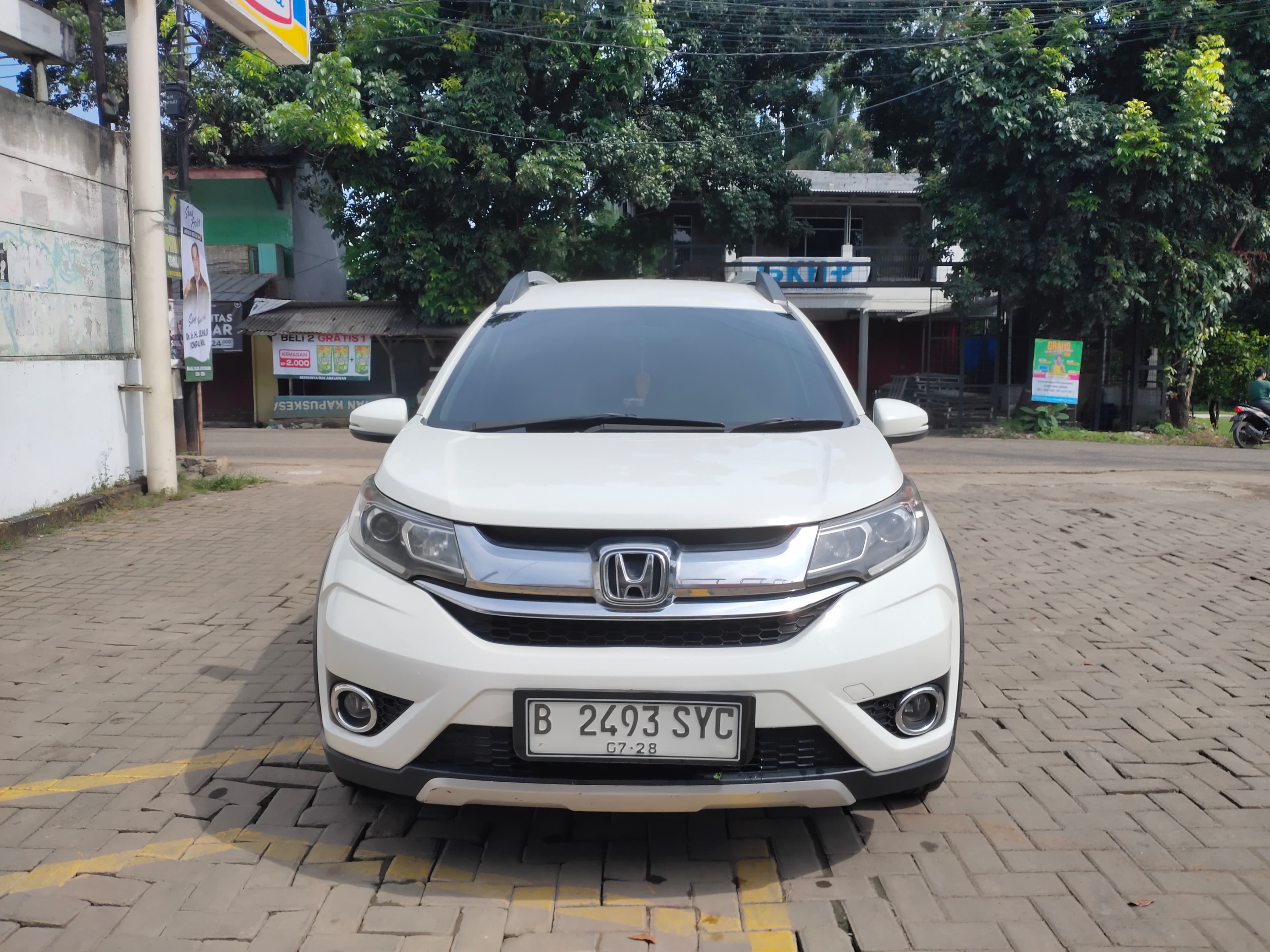 Honda BR-V E - Sentul Motor