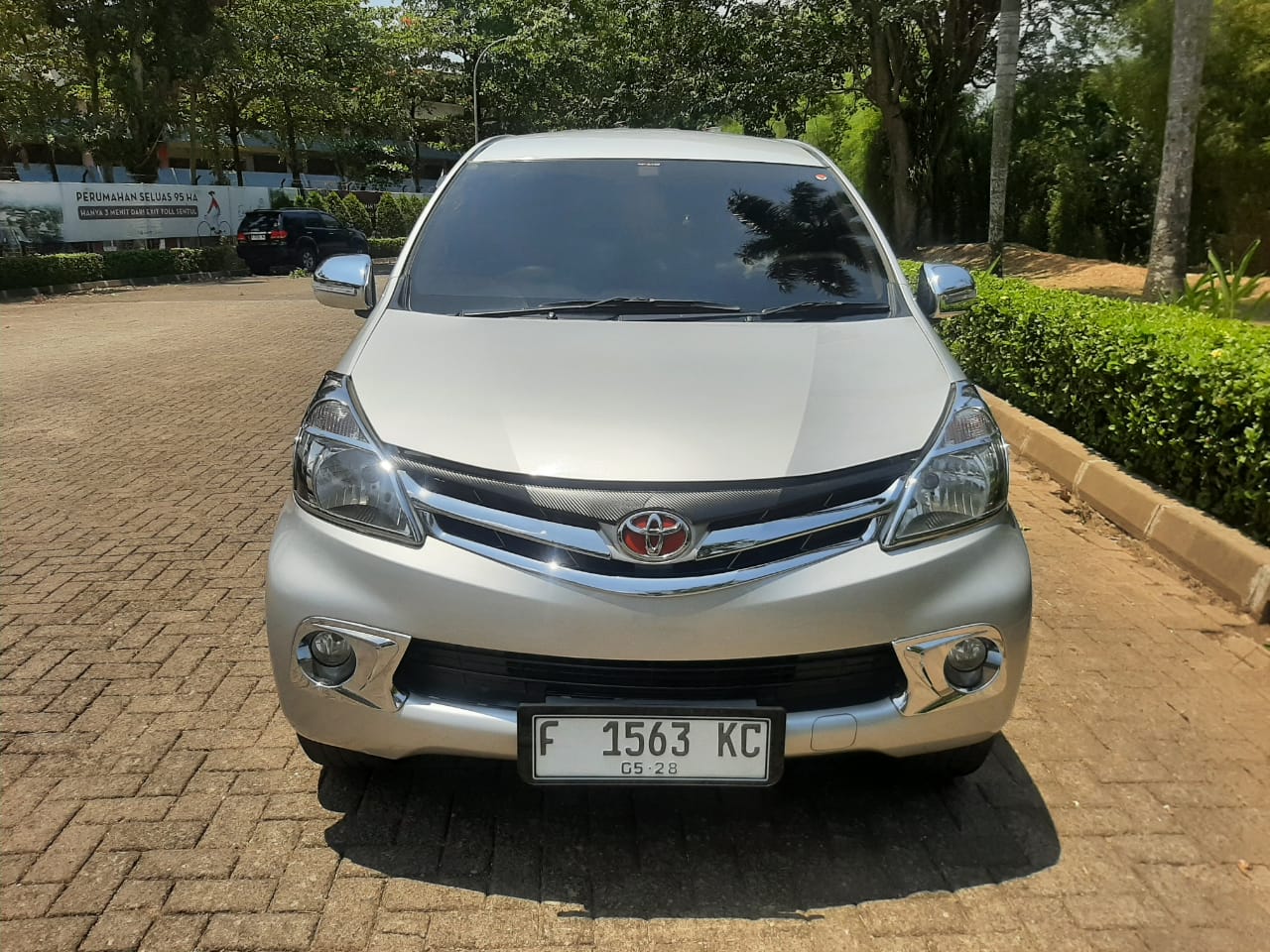 Toyota Avanza E - Sentul Motor